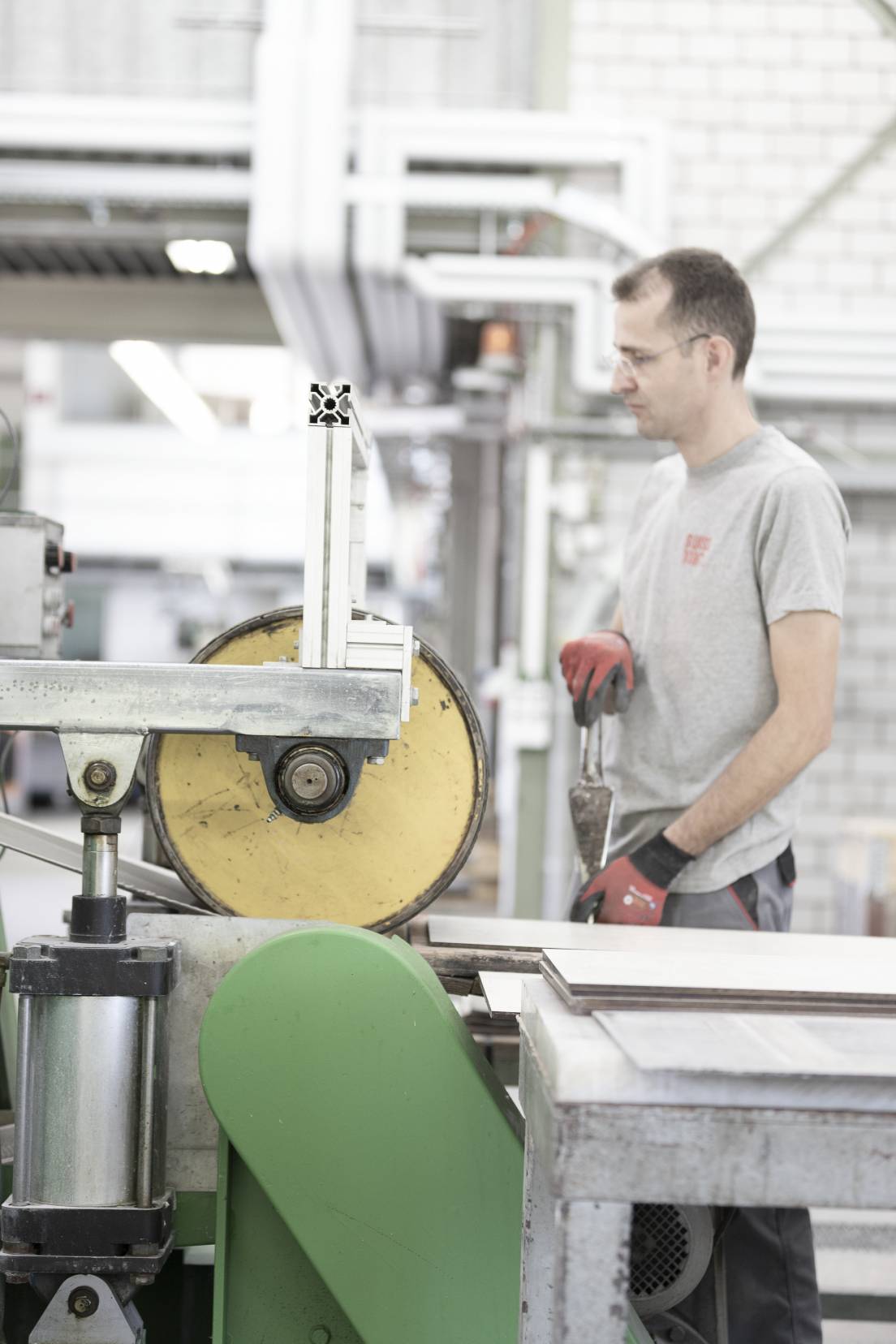 Revival of the Mini-Hatschek-Machine - Swisspearl