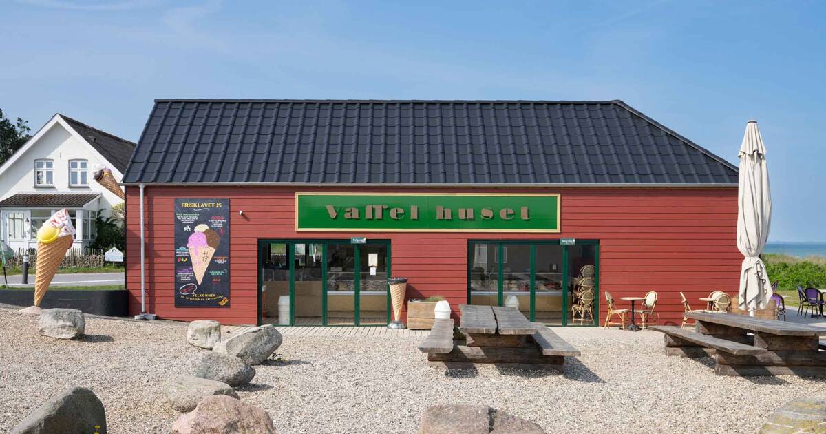 Vaffelhuset i Fjellerup | Swisspearl Structa-tag - Swisspearl