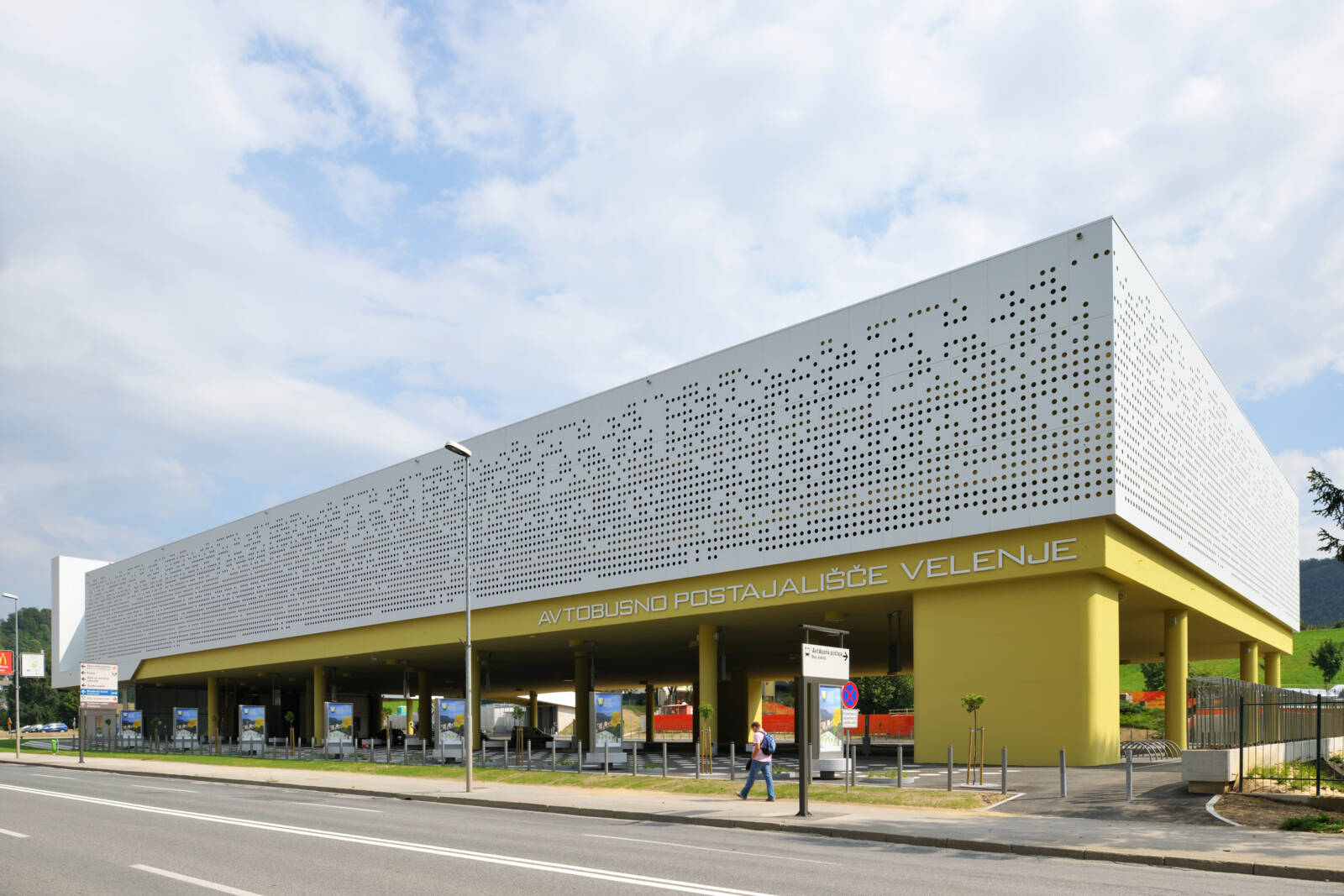 Bus Station - Swisspearl