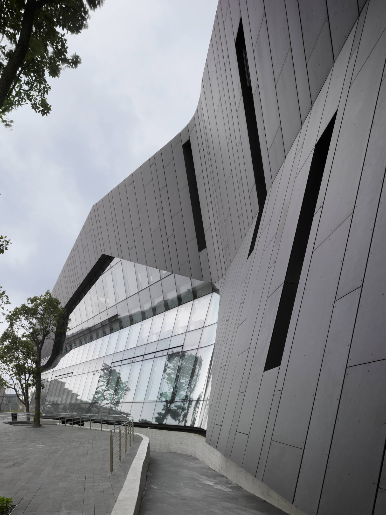 Giant Interactive Group Corporate Headquarters - Swisspearl