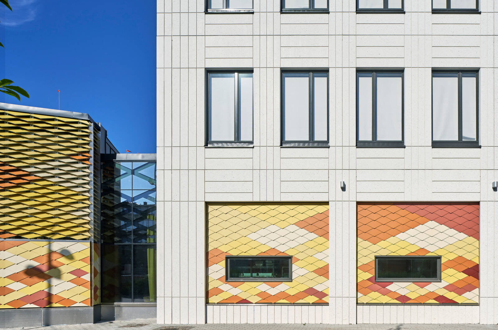 Laboratories and Office Building Hubben - Swisspearl
