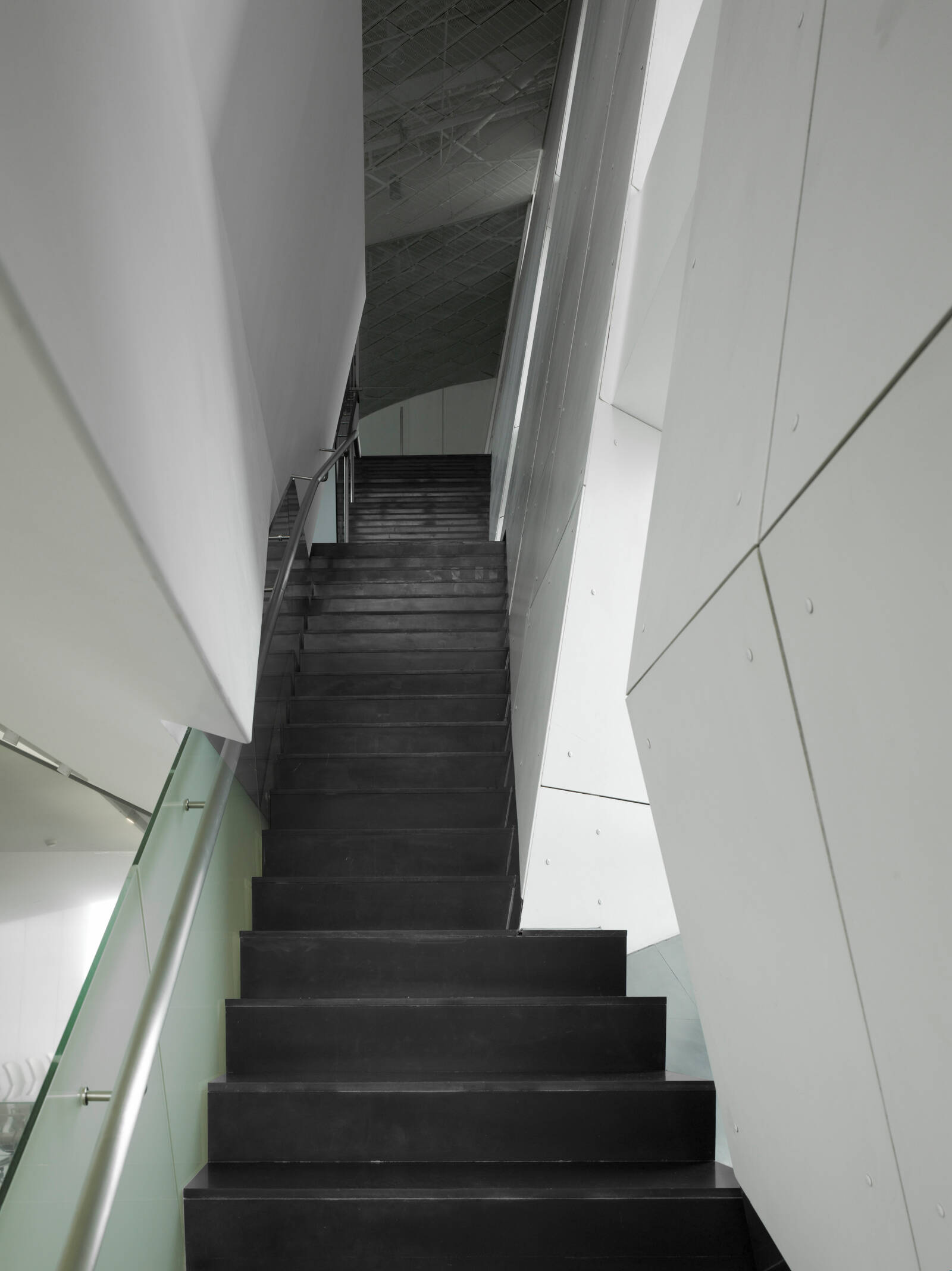 Giant Interactive Group Corporate Headquarters - Swisspearl