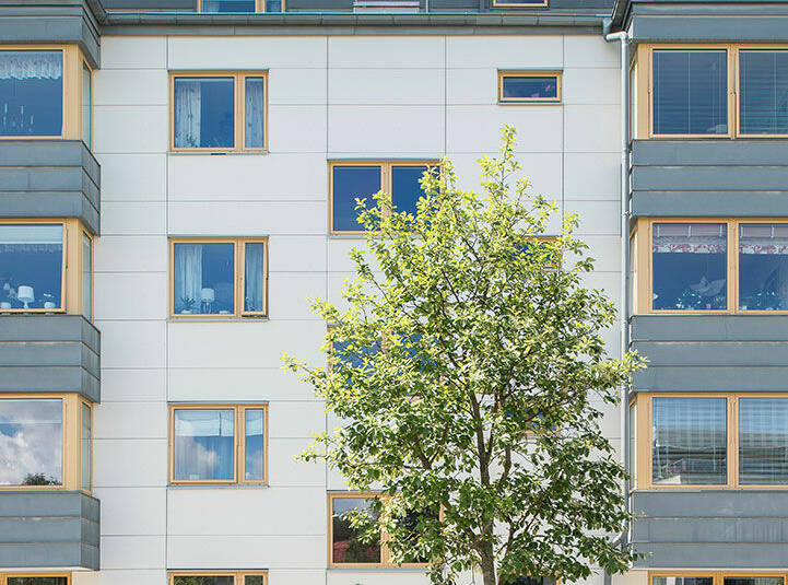 Byte av enstegstätad fasad till ventilerad och fuktsäkert fasadsystem - Swisspearl