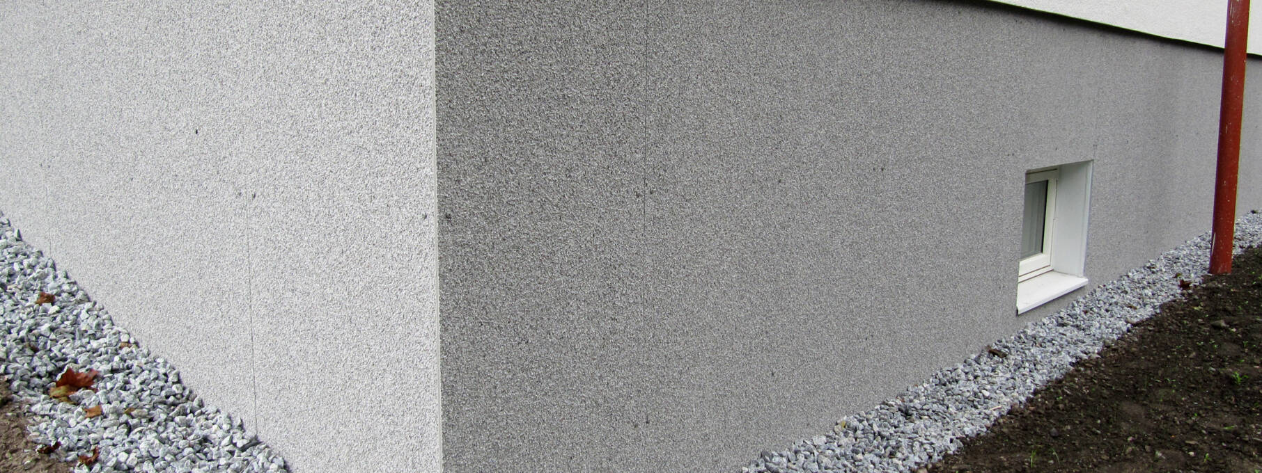 Rock panel till fasader och husgrunder av tålig fibercement - Swisspearl